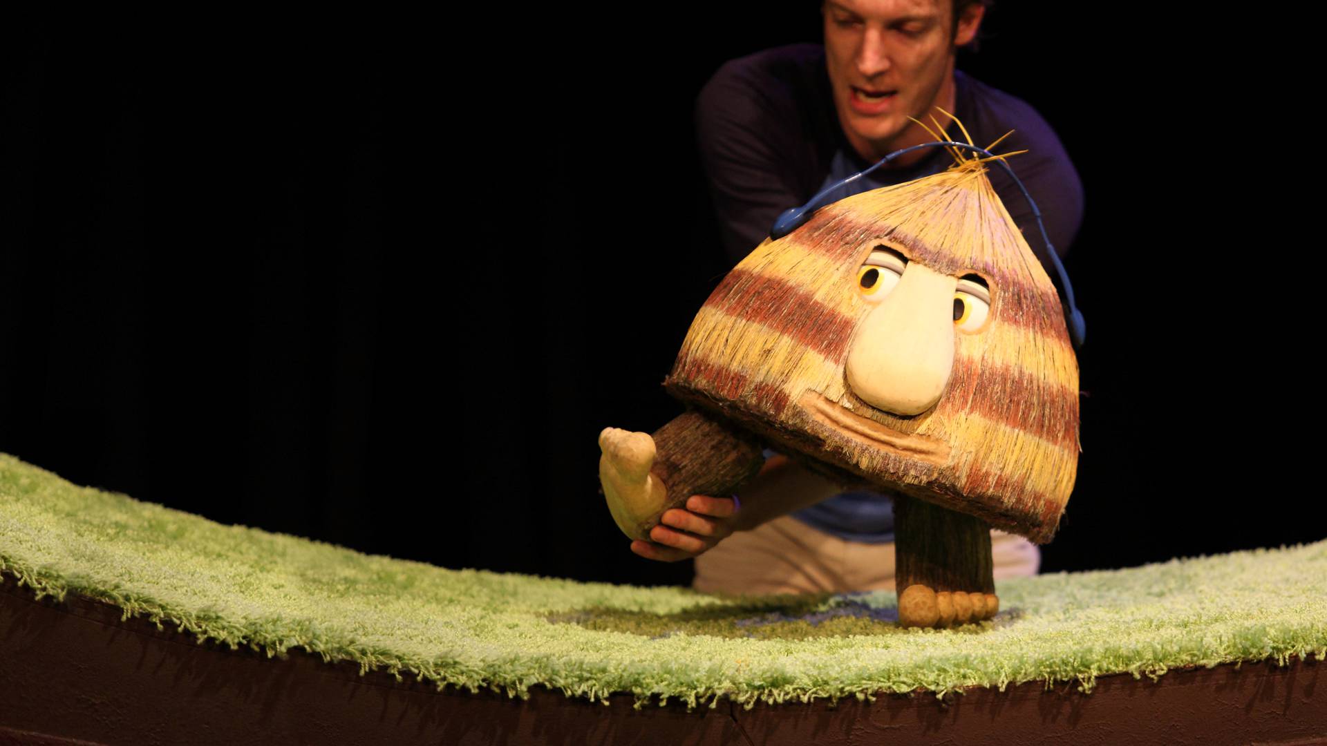 Grug - Windmill Theatre Co